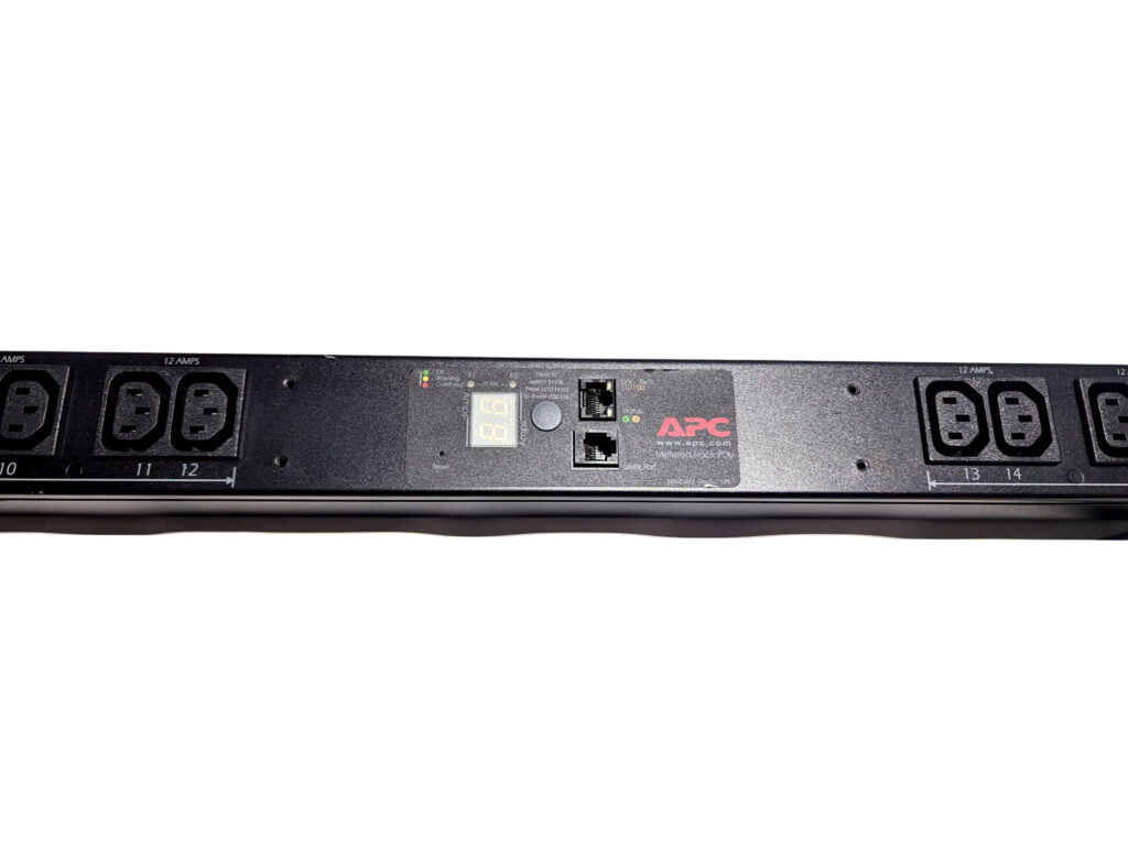 APC AP7841 Metered PDU 0U 30A 208V (20x) C13 (4x) C19 Outlets L6-30P ...
