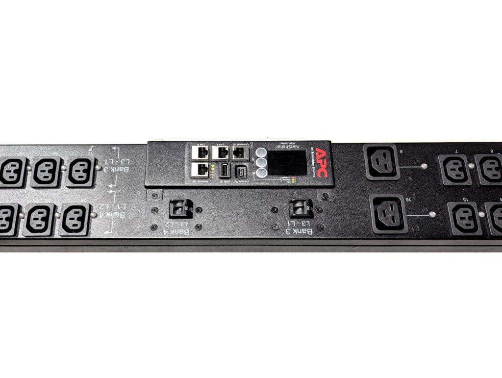 APC APDU9967 Switched Rack 9000 PDU 17.3kW, 208V, (42) C13/C15, (6) C19 ...