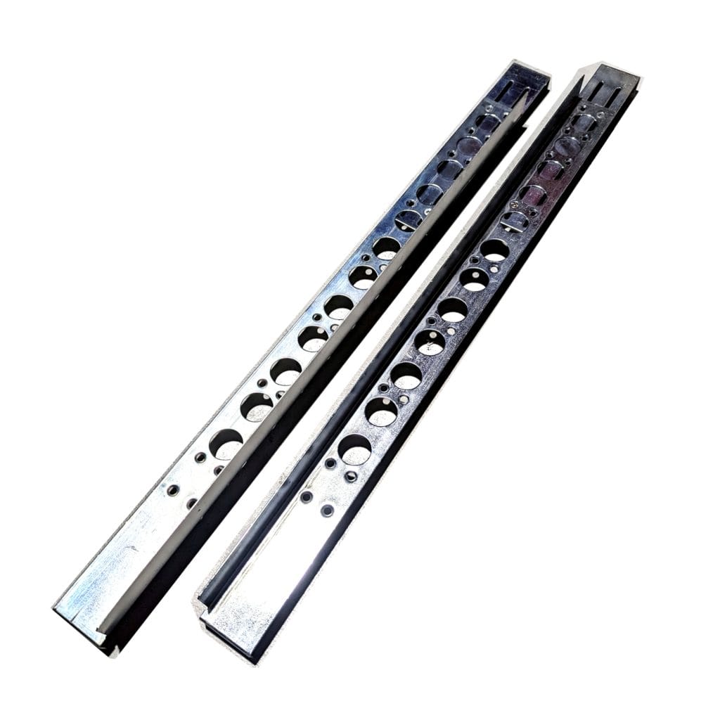 Rack Solutions 1U Universal Rack Rails 20in Depth 1UKIT-109 with ...