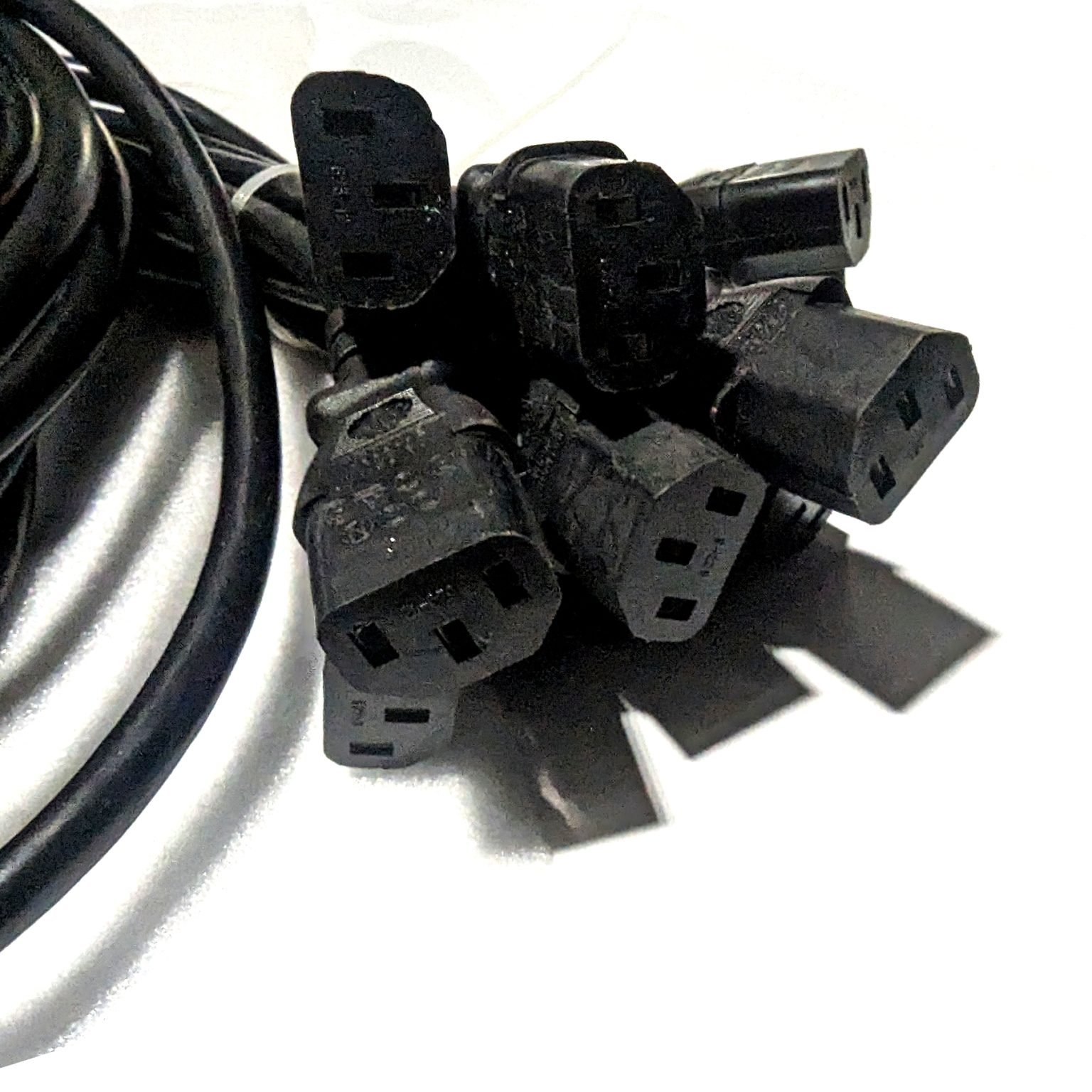 Well Shin (QTY 10) E115330 AC PDU Power Cable 3 Feet IEC C13 to C14 ...