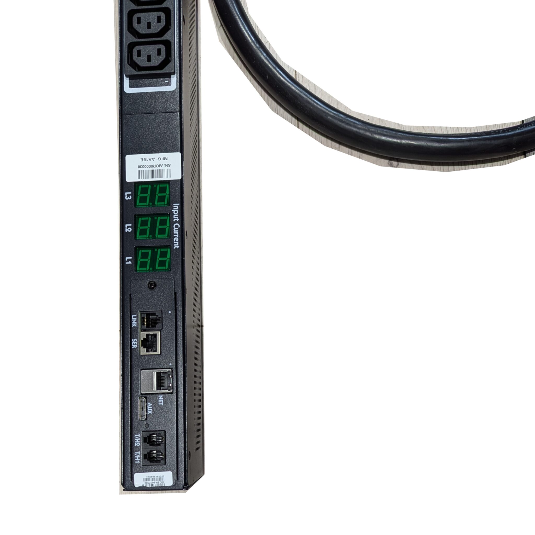 Server Technology C1S24VS-YCFA11A0 Smart PDU 208V 3-Phase 25-Outlets ...