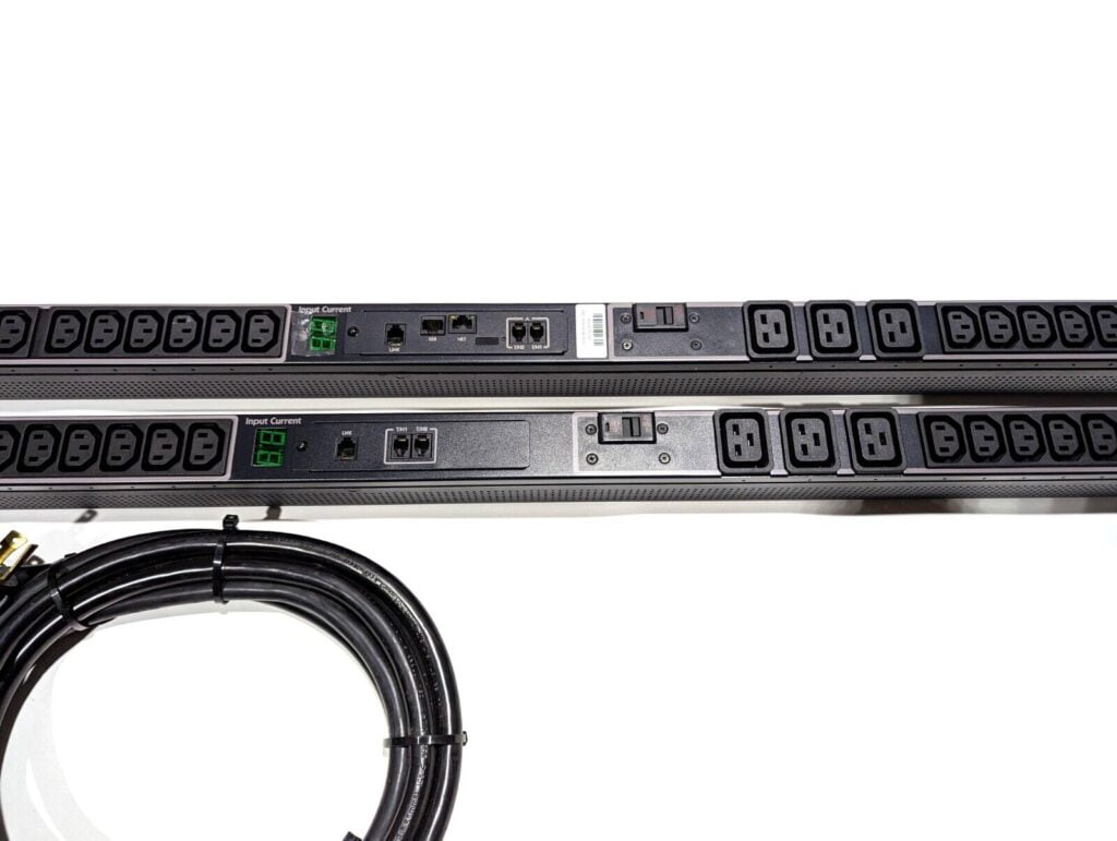 Server Technology STV-3101C SEV-3101C Smart Metered PDUs 208V C13 C19 ...